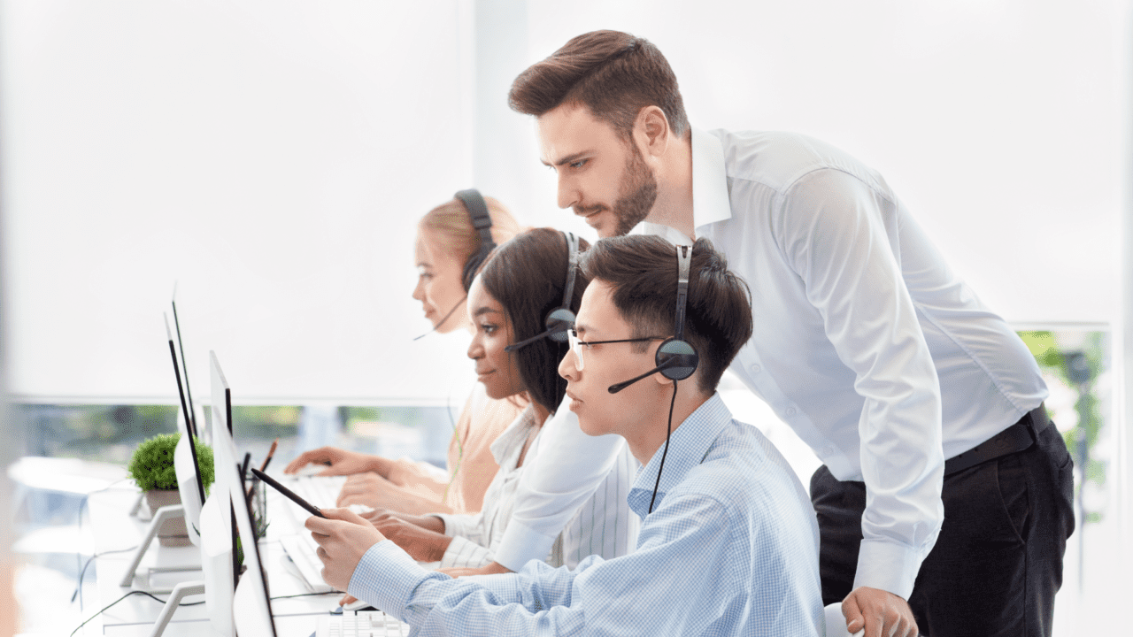 SugarCRM Vs Salesforce Vs Messengerbot.app: Which Is The Best CRM For ...